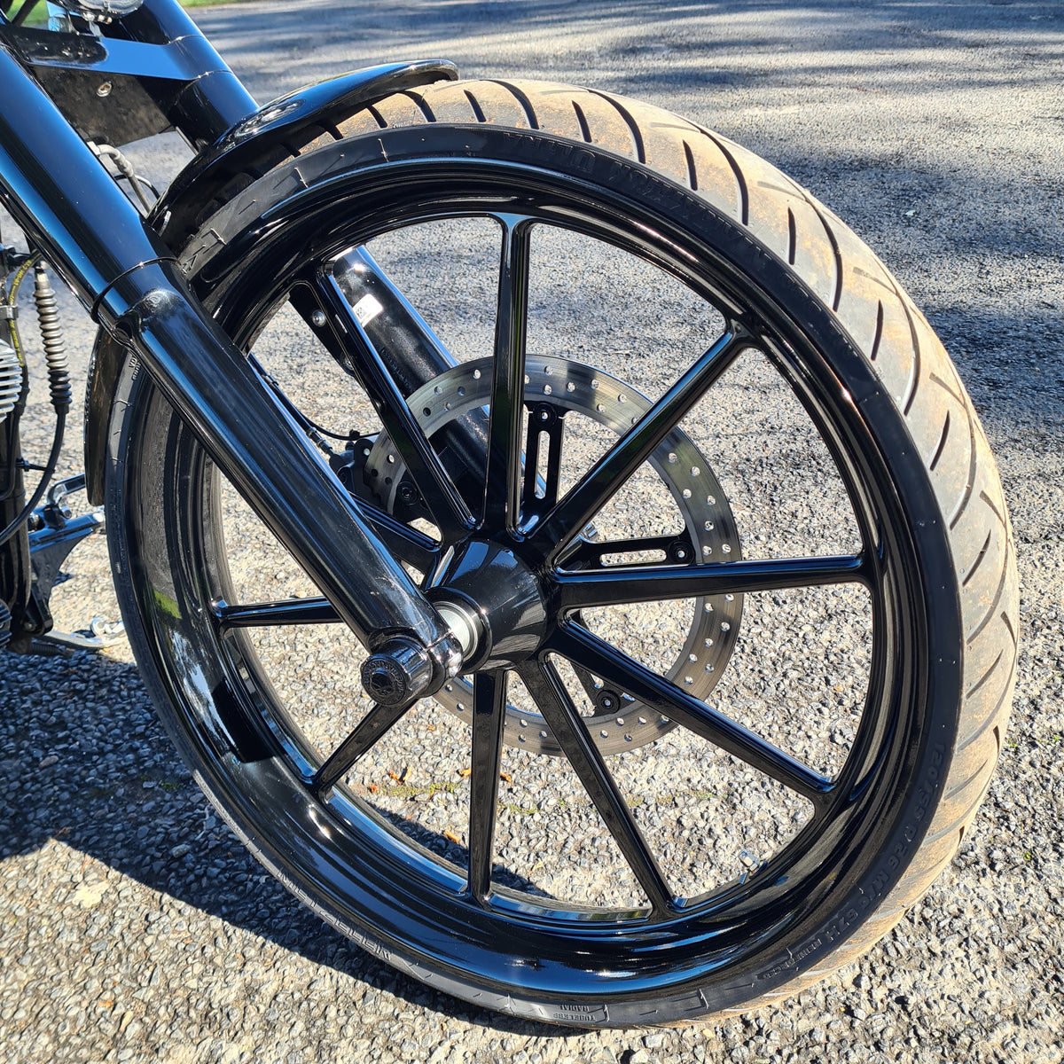 26" FXSB Twin Cam Breakout Front Wheel Fender Extensions – Curran Customs